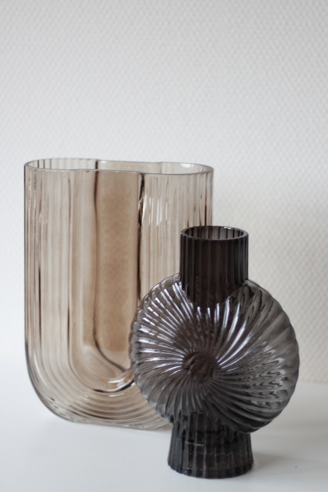 Vaas Antraciet kopen? Shop nu online bij La-Florista.nl!